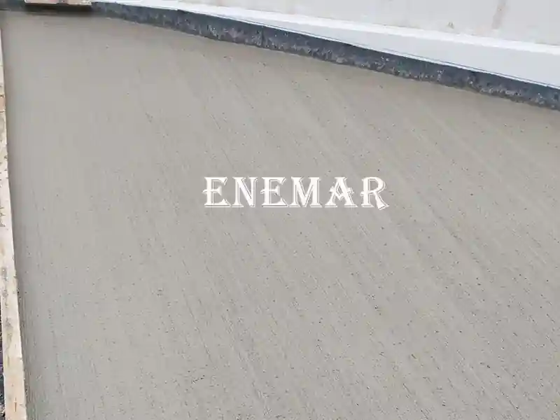 Hormigón Rayado Madrid | Durabilidad en Pavimentos